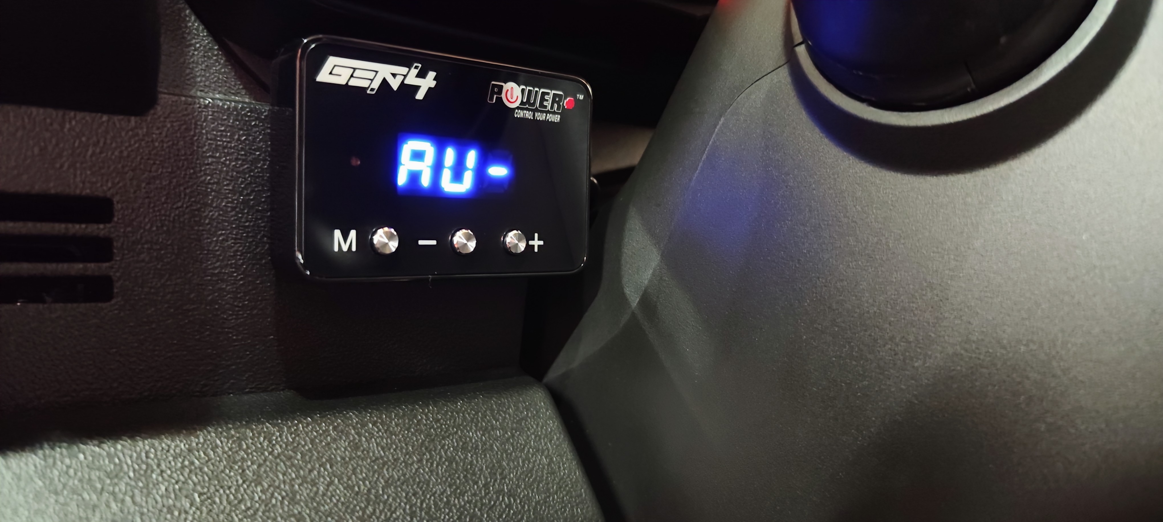 Power Plus Throttle Controller Toyota Land Cruiser 79 2.8 GD6 2024